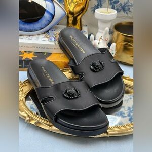 Kurt Geiger | Shoes | Kurt Geiger London Nwob Chelsea Cut Out Slide ...